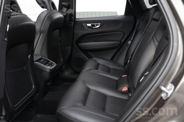 Green Volvo XC60 2018 in Tukums, with an engine capacity of 2.00 L and mileage of 253 thousand km for 22000 €, photo 9 on AUTOMOTO.COM.LV