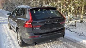 Green Volvo XC60 2019 in Panevezys, with an engine capacity of 1.97 L and mileage of 300 thousand km for 16200 €, photo 16 on AUTOMOTO.COM.LV