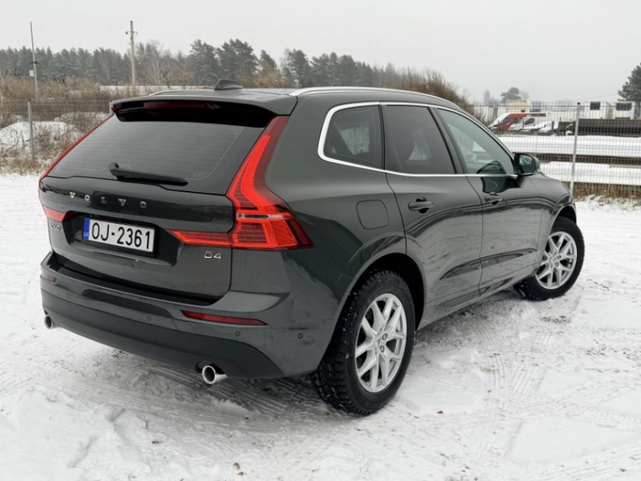 Green Volvo XC60 2019 in Riga, with an engine capacity of 2.00 L and mileage of 196 thousand km for 20995 €, photo 9 on AUTOMOTO.COM.LV
