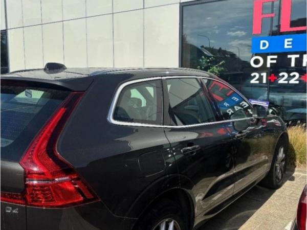 Zaļš Volvo XC60 2019 Rīga, ar dzinēja tilpumu 2.00 L un nobraukumu 196 tūkst. km par 20995 €, foto 9 vietnē AUTOMOTO.COM.LV