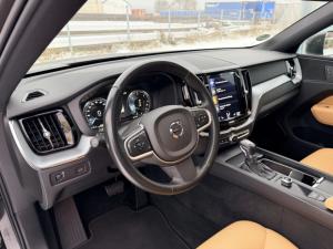 Green Volvo XC60 2019 in Riga, with an engine capacity of 2.00 L and mileage of 196 thousand km for 20995 €, photo 22 on AUTOMOTO.COM.LV