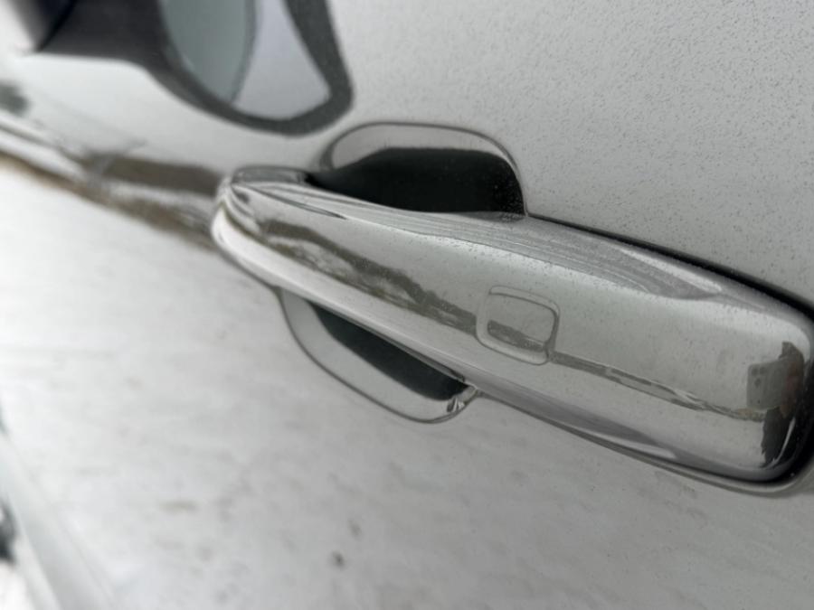 Green Volvo XC60 2019 in Riga, with an engine capacity of 2.00 L and mileage of 196 thousand km for 20995 €, photo 24 on AUTOMOTO.COM.LV