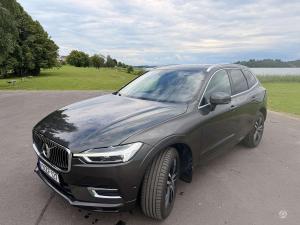 Green Volvo XC60 2019 in Telschi, with an engine capacity of 2.00 L and mileage of 103 thousand km for 21700 €, photo 3 on AUTOMOTO.COM.LV