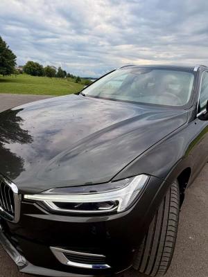 Green Volvo XC60 2019 in Telschi, with an engine capacity of 2.00 L and mileage of 103 thousand km for 21700 €, photo 13 on AUTOMOTO.COM.LV