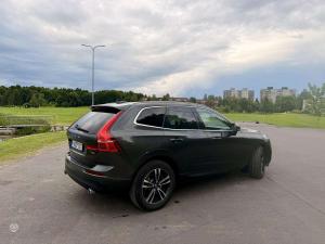 Green Volvo XC60 2019 in Telschi, with an engine capacity of 2.00 L and mileage of 103 thousand km for 21700 €, photo 16 on AUTOMOTO.COM.LV