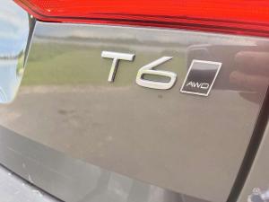 Green Volvo XC60 2019 in Telschi, with an engine capacity of 2.00 L and mileage of 103 thousand km for 21700 €, photo 30 on AUTOMOTO.COM.LV