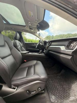 Green Volvo XC60 2019 in Telschi, with an engine capacity of 2.00 L and mileage of 103 thousand km for 21700 €, photo 31 on AUTOMOTO.COM.LV
