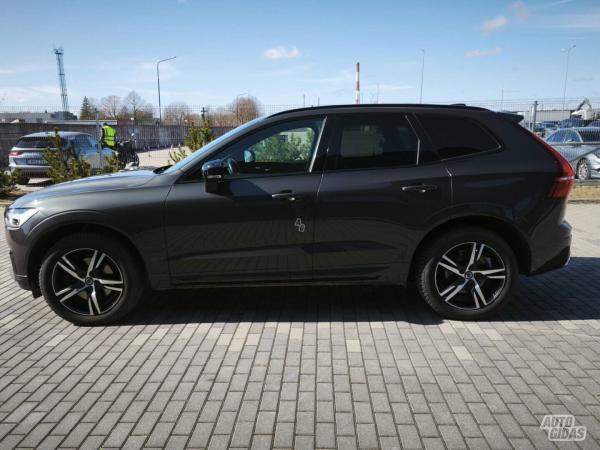 Green Volvo XC60 2020 in Siauliai, with an engine capacity of 2.00 L and mileage of 209 thousand km for 22700 €, photo 7 on AUTOMOTO.COM.LV