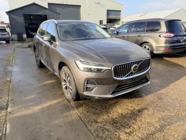Zaļš Volvo XC60 2021 Rīga, ar dzinēja tilpumu 2.00 L un nobraukumu 145 tūkst. km par 29995 €, foto 1 vietnē AUTOMOTO.COM.LV