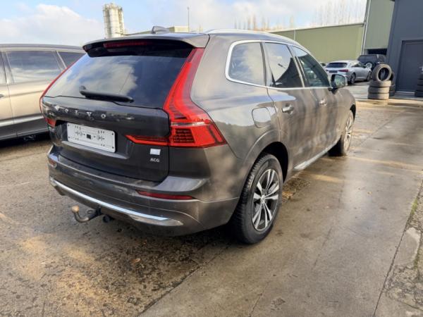 Zaļš Volvo XC60 2021 Rīga, ar dzinēja tilpumu 2.00 L un nobraukumu 145 tūkst. km par 29995 €, foto 4 vietnē AUTOMOTO.COM.LV