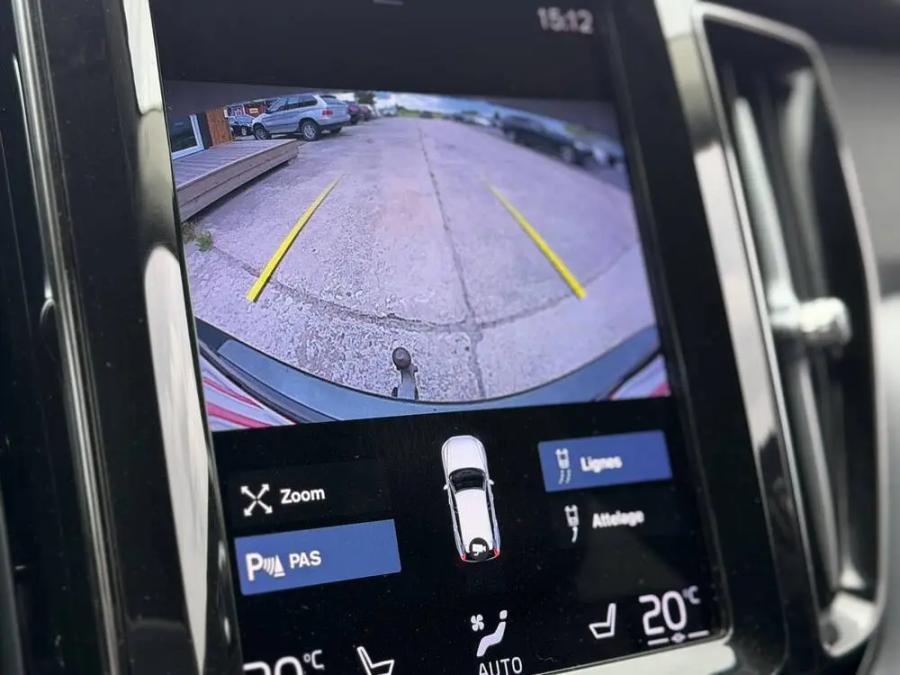 Zaļš Volvo XC60 2021 Rīga, ar dzinēja tilpumu 2.00 L un nobraukumu 217 tūkst. km par 23000 €, foto 9 vietnē AUTOMOTO.COM.LV