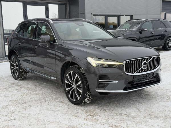 Zaļš Volvo XC60 2022 Šauļi, ar dzinēja tilpumu 1.97 L un nobraukumu 108 tūkst. km par 43990 €, foto 2 vietnē AUTOMOTO.COM.LV
