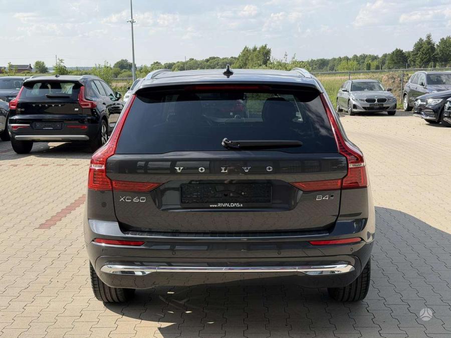Zaļš Volvo XC60 2022 Šauļi, ar dzinēja tilpumu 1.97 L un nobraukumu 177 tūkst. km par 32990 €, foto 11 vietnē AUTOMOTO.COM.LV