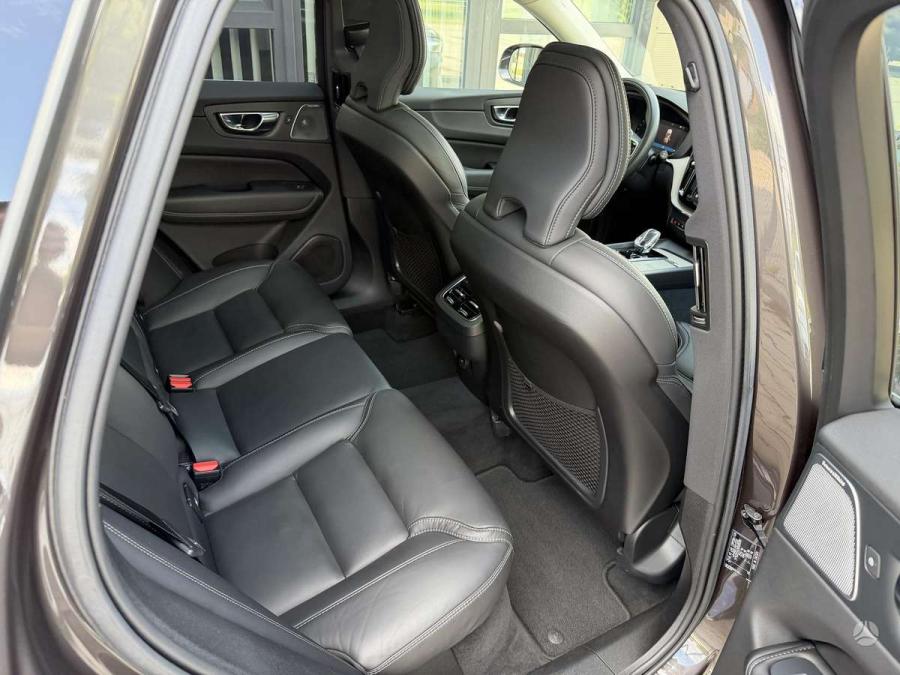 Zaļš Volvo XC60 2022 Šauļi, ar dzinēja tilpumu 1.97 L un nobraukumu 177 tūkst. km par 32990 €, foto 22 vietnē AUTOMOTO.COM.LV