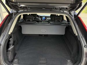 Zaļš Volvo XC60 2022 Šauļi, ar dzinēja tilpumu 1.97 L un nobraukumu 177 tūkst. km par 32990 €, foto 27 vietnē AUTOMOTO.COM.LV