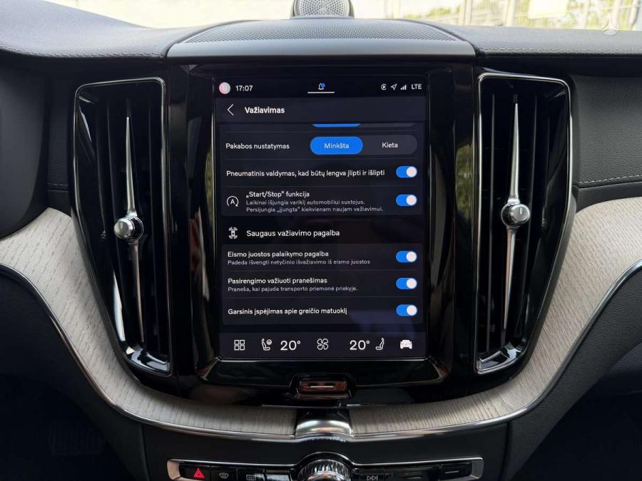 Zaļš Volvo XC60 2022 Šauļi, ar dzinēja tilpumu 1.97 L un nobraukumu 177 tūkst. km par 32990 €, foto 35 vietnē AUTOMOTO.COM.LV