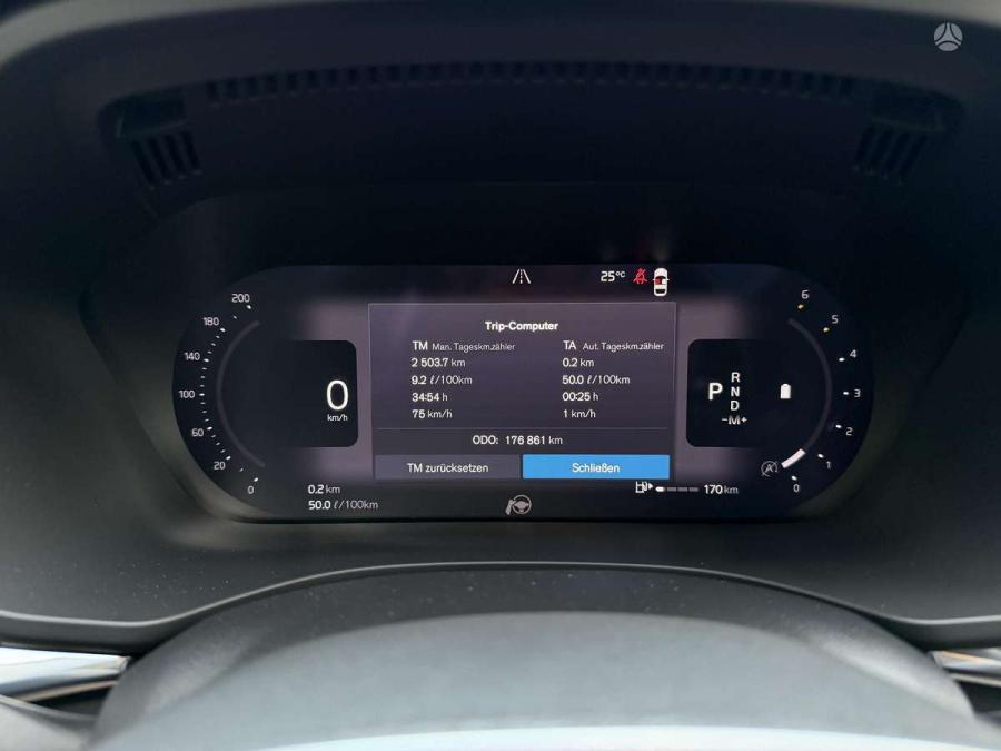 Zaļš Volvo XC60 2022 Šauļi, ar dzinēja tilpumu 1.97 L un nobraukumu 177 tūkst. km par 32990 €, foto 37 vietnē AUTOMOTO.COM.LV