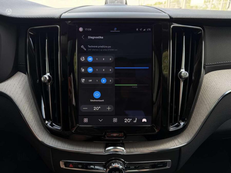 Zaļš Volvo XC60 2022 Šauļi, ar dzinēja tilpumu 1.97 L un nobraukumu 177 tūkst. km par 32990 €, foto 40 vietnē AUTOMOTO.COM.LV