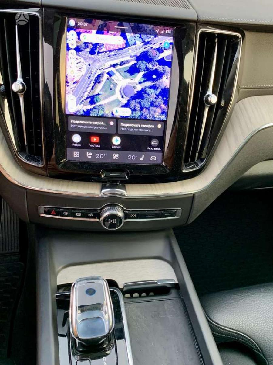 Zaļš Volvo XC60 2022 Viļņa, ar dzinēja tilpumu 1.97 L un nobraukumu 123 tūkst. km par 29900 €, foto 13 vietnē AUTOMOTO.COM.LV