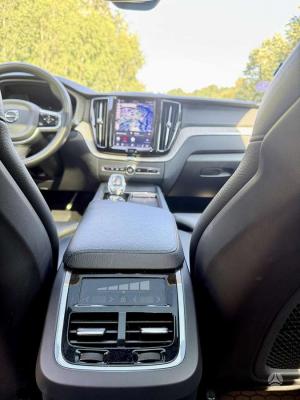 Zaļš Volvo XC60 2022 Viļņa, ar dzinēja tilpumu 1.97 L un nobraukumu 123 tūkst. km par 29900 €, foto 14 vietnē AUTOMOTO.COM.LV