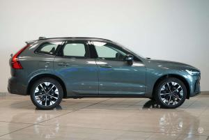 Zaļš Volvo XC60 2026 Viļņa, ar dzinēja tilpumu 1.97 L un nobraukumu 10 tūkst. km par 49990 €, foto 3 vietnē AUTOMOTO.COM.LV