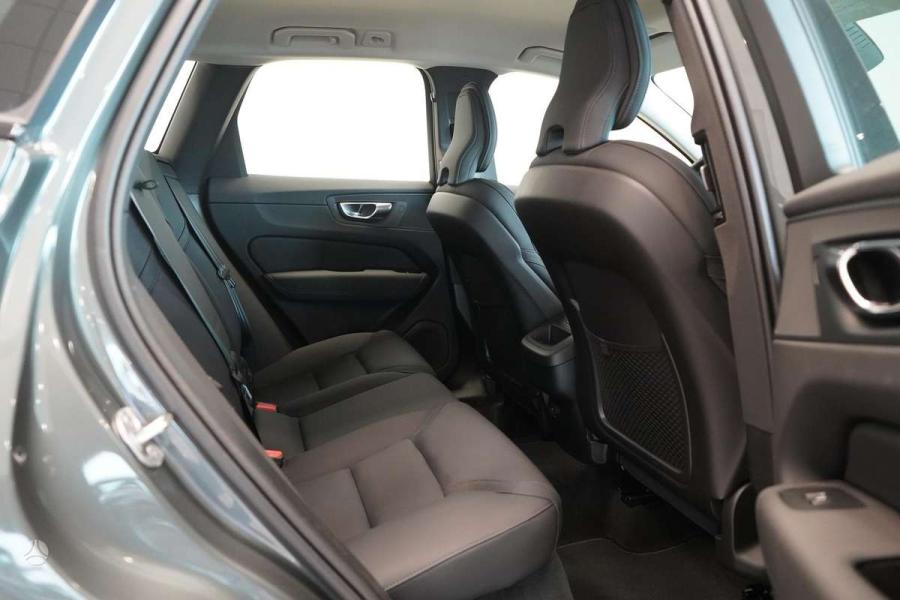 Zaļš Volvo XC60 2026 Viļņa, ar dzinēja tilpumu 1.97 L un nobraukumu 10 tūkst. km par 49990 €, foto 13 vietnē AUTOMOTO.COM.LV