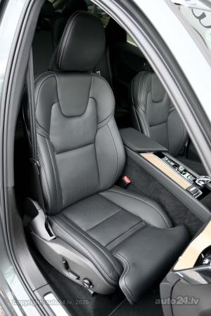 Green Volvo XC60 2026 in Tallinn, with an engine capacity of 2.00 L and mileage of 20 thousand km for 67990 €, photo 11 on AUTOMOTO.COM.LV