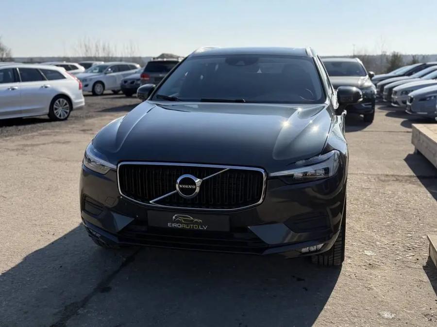 Green Volvo XC60 2021 in Riga, with an engine capacity of 2.00 L and mileage of 250 thousand km for 20000 €, photo 3 on AUTOMOTO.COM.LV