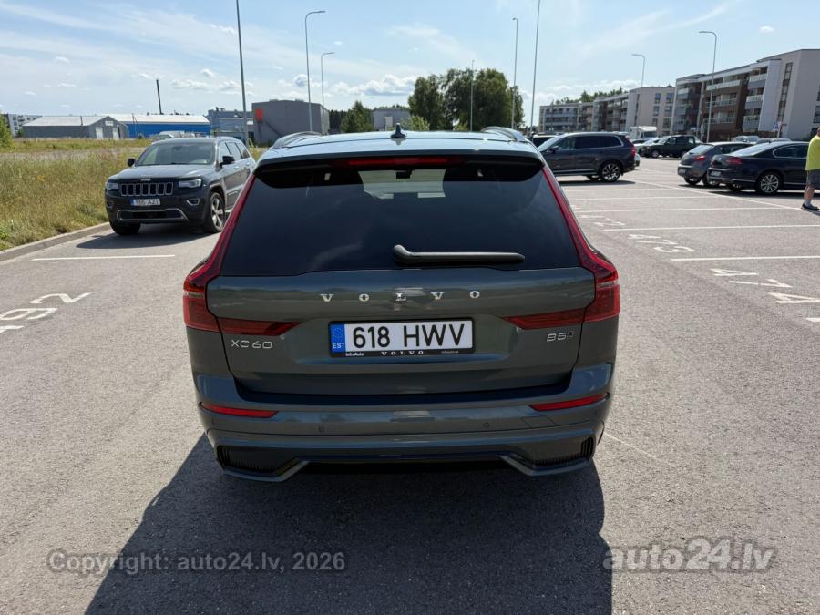 Zaļš Volvo XC60 2026 Tallina, ar dzinēja tilpumu 2.00 L un nobraukumu 10 tūkst. km par 52500 €, foto 6 vietnē AUTOMOTO.COM.LV