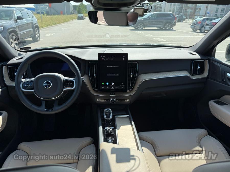 Zaļš Volvo XC60 2026 Tallina, ar dzinēja tilpumu 2.00 L un nobraukumu 10 tūkst. km par 52500 €, foto 12 vietnē AUTOMOTO.COM.LV