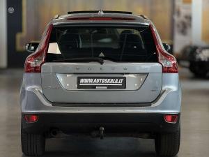 Grey Volvo XC60 2008 in Klaipeda, with an engine capacity of 2.40 L and mileage of 252 thousand km for 8999 €, photo 6 on AUTOMOTO.COM.LV
