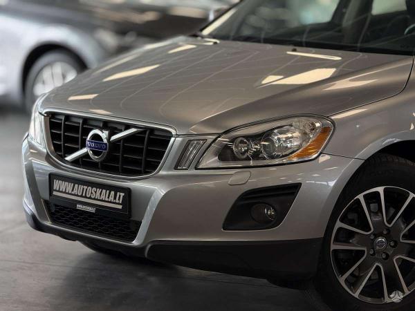 Grey Volvo XC60 2008 in Klaipeda, with an engine capacity of 2.40 L and mileage of 252 thousand km for 8999 €, photo 6 on AUTOMOTO.COM.LV