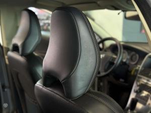 Grey Volvo XC60 2008 in Klaipeda, with an engine capacity of 2.40 L and mileage of 252 thousand km for 8999 €, photo 19 on AUTOMOTO.COM.LV