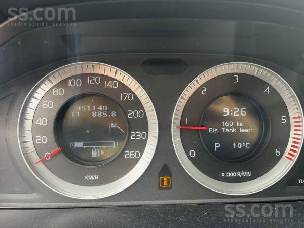 Volvo XC60 2008 in Riga on AUTOMOTO.COM.LV Grey Volvo XC60 2008 in Riga, with an engine capacity of 2.40 L and mileage of 456 thousand km for 4800 €, photo 9 on AUTOMOTO.COM.LV
