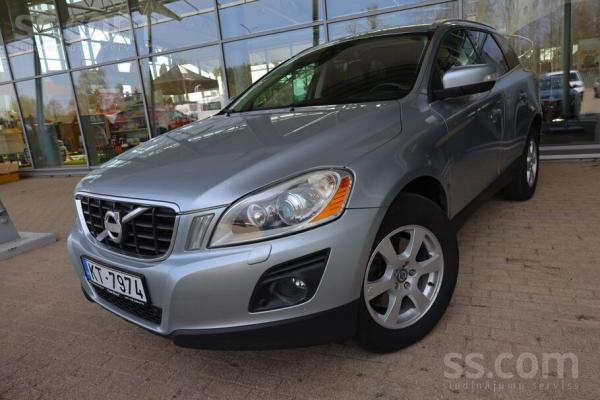Grey Volvo XC60 2009 in Riga, with an engine capacity of 2.40 L and mileage of 0 thousand km for 5995 €, photo 2 on AUTOMOTO.COM.LV