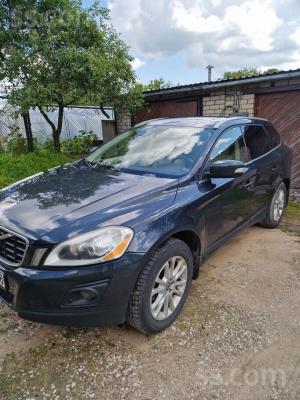 Pelēks Volvo XC60 2009 Madona, ar dzinēja tilpumu 2.40 L un nobraukumu 312 tūkst. km par 8950 €, foto 2 vietnē AUTOMOTO.COM.LV