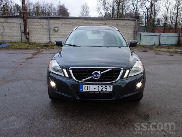 Pelēks Volvo XC60 2009 Rīga, ar dzinēja tilpumu 2.40 L un nobraukumu 0 tūkst. km par 6750 €, foto 3 vietnē AUTOMOTO.COM.LV