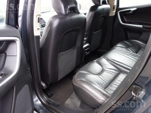 Pelēks Volvo XC60 2009 Rīga, ar dzinēja tilpumu 2.40 L un nobraukumu 0 tūkst. km par 6750 €, foto 7 vietnē AUTOMOTO.COM.LV