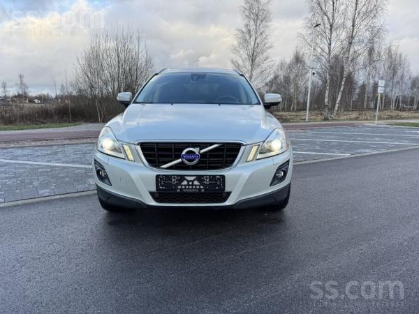 Grey Volvo XC60 2009 in Jelgava, with an engine capacity of 2.40 L and mileage of 0 thousand km for 9150 €, photo 2 on AUTOMOTO.COM.LV