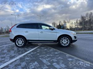 Grey Volvo XC60 2009 in Jelgava, with an engine capacity of 2.40 L and mileage of 0 thousand km for 9150 €, photo 6 on AUTOMOTO.COM.LV