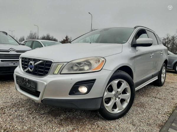 Pelēks Volvo XC60 2009 Kauņa, ar dzinēja tilpumu 2.40 L un nobraukumu 240 tūkst. km par 8250 €, foto 2 vietnē AUTOMOTO.COM.LV