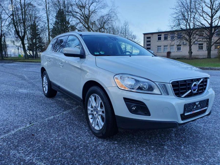 Pelēks Volvo XC60 2009 Šauļi, ar dzinēja tilpumu 2.40 L un nobraukumu 179 tūkst. km par 8800 €, foto 8 vietnē AUTOMOTO.COM.LV