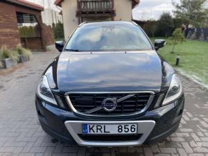 Grey Volvo XC60 2009 in Druskininkai, with an engine capacity of 2.40 L and mileage of 274 thousand km for 8890 €, photo 2 on AUTOMOTO.COM.LV