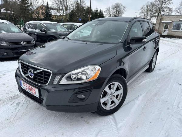 Grey Volvo XC60 2009 in Alytus, with an engine capacity of 2.40 L and mileage of 245 thousand km for 7900 €, photo 1 on AUTOMOTO.COM.LV