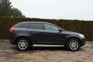 Pelēks Volvo XC60 2009 Alīta, ar dzinēja tilpumu 2.40 L un nobraukumu 283 tūkst. km par 8950 €, foto 6 vietnē AUTOMOTO.COM.LV