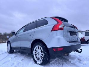Pelēks Volvo XC60 2009 Alīta, ar dzinēja tilpumu 2.40 L un nobraukumu 278 tūkst. km par 8150 €, foto 11 vietnē AUTOMOTO.COM.LV