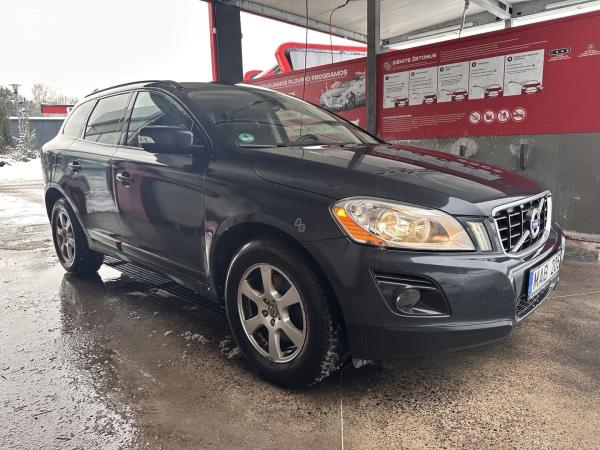 Pelēks Volvo XC60 2009 Viļņa, ar dzinēja tilpumu 2.40 L un nobraukumu 227 tūkst. km par 5890 €, foto 4 vietnē AUTOMOTO.COM.LV