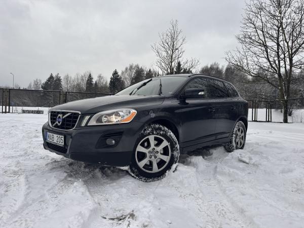 Pelēks Volvo XC60 2009 Viļņa, ar dzinēja tilpumu 2.40 L un nobraukumu 227 tūkst. km par 5890 €, foto 9 vietnē AUTOMOTO.COM.LV