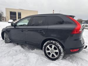 Grey Volvo XC60 2009 in Vilnius, with an engine capacity of 2.40 L and mileage of 227 thousand km for 5890 €, photo 17 on AUTOMOTO.COM.LV