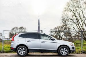 Pelēks Volvo XC60 2009 Rīga, ar dzinēja tilpumu 2.40 L un nobraukumu 369 tūkst. km par 7390 €, foto 5 vietnē AUTOMOTO.COM.LV